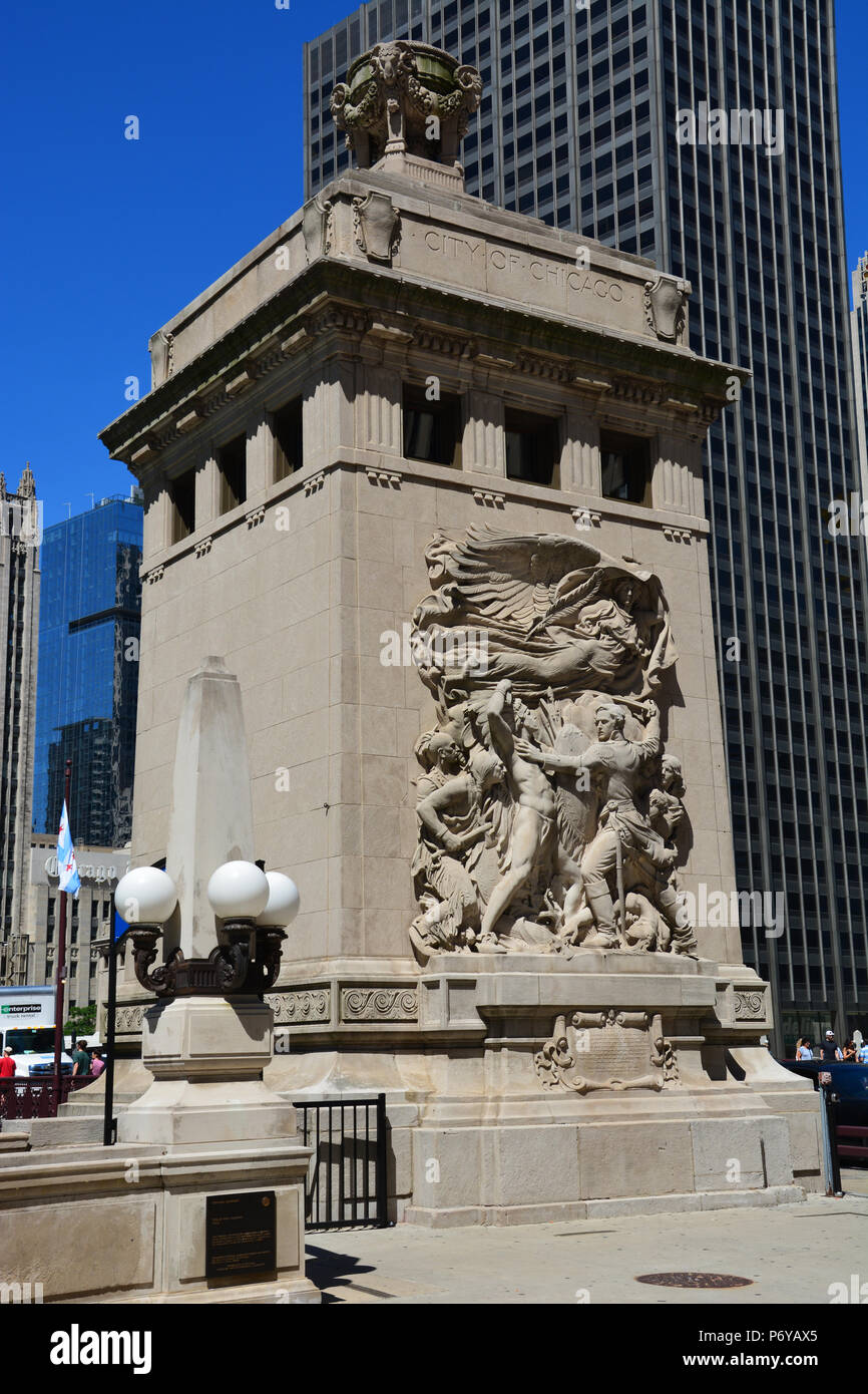 The Michigan Ave. bridge house on the SW corner features a relief ...