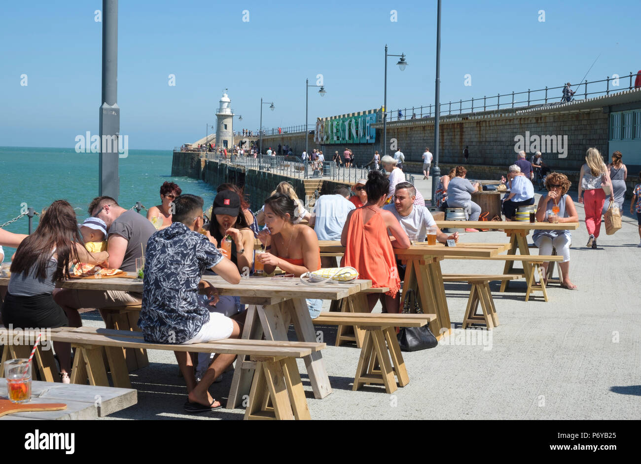 Folkestone lighthouse cafe hi-res stock photography and images - Alamy