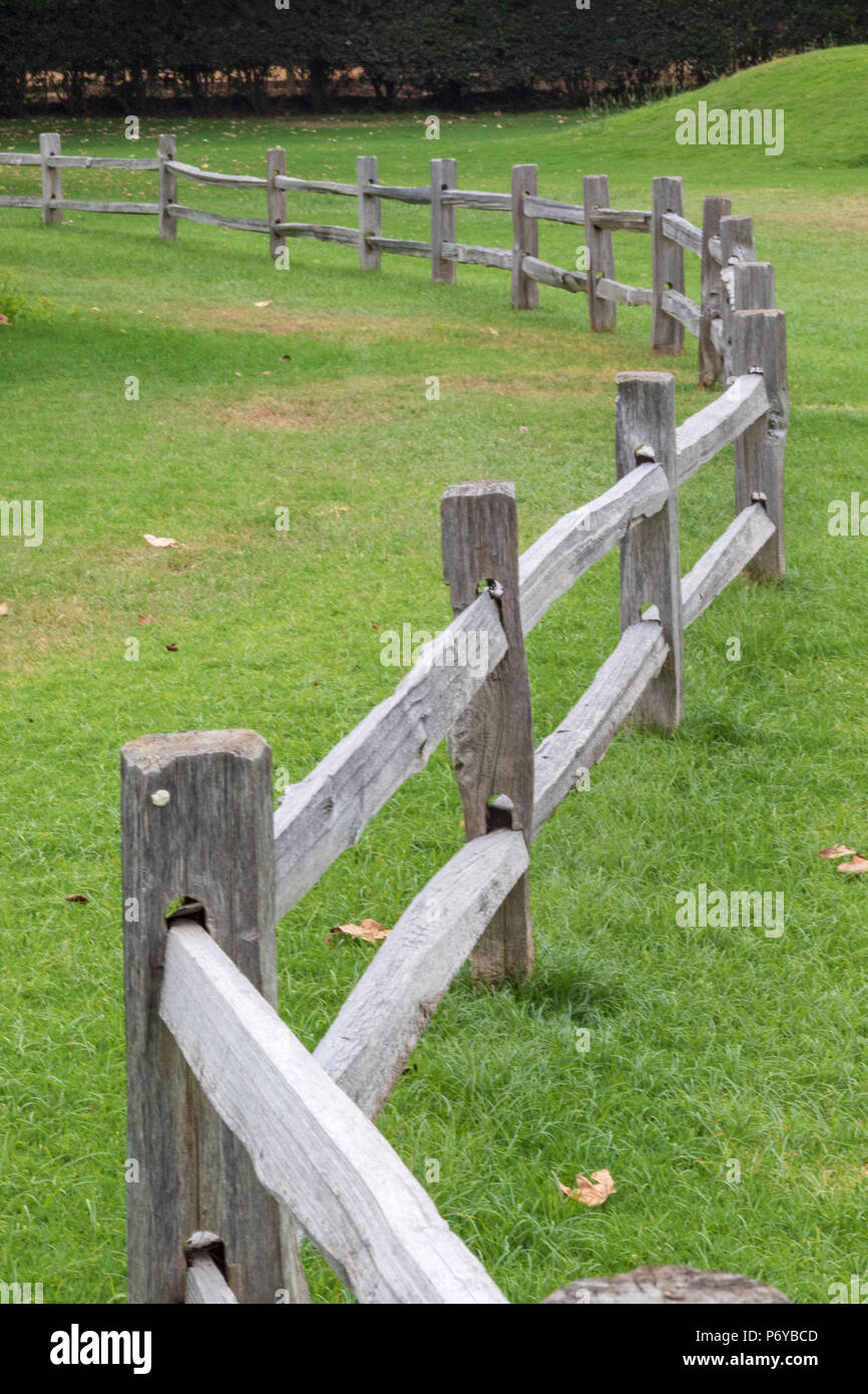 Wooden Rail Fence Stock Photo - Alamy