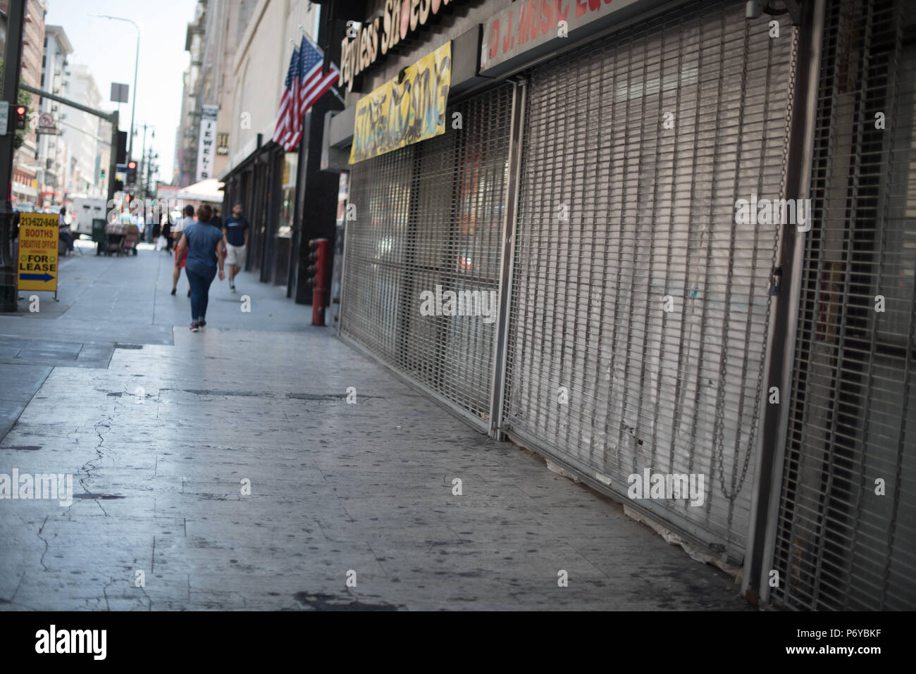 Los Angeles, USA - June 29: Unidentified random people in the streets ...