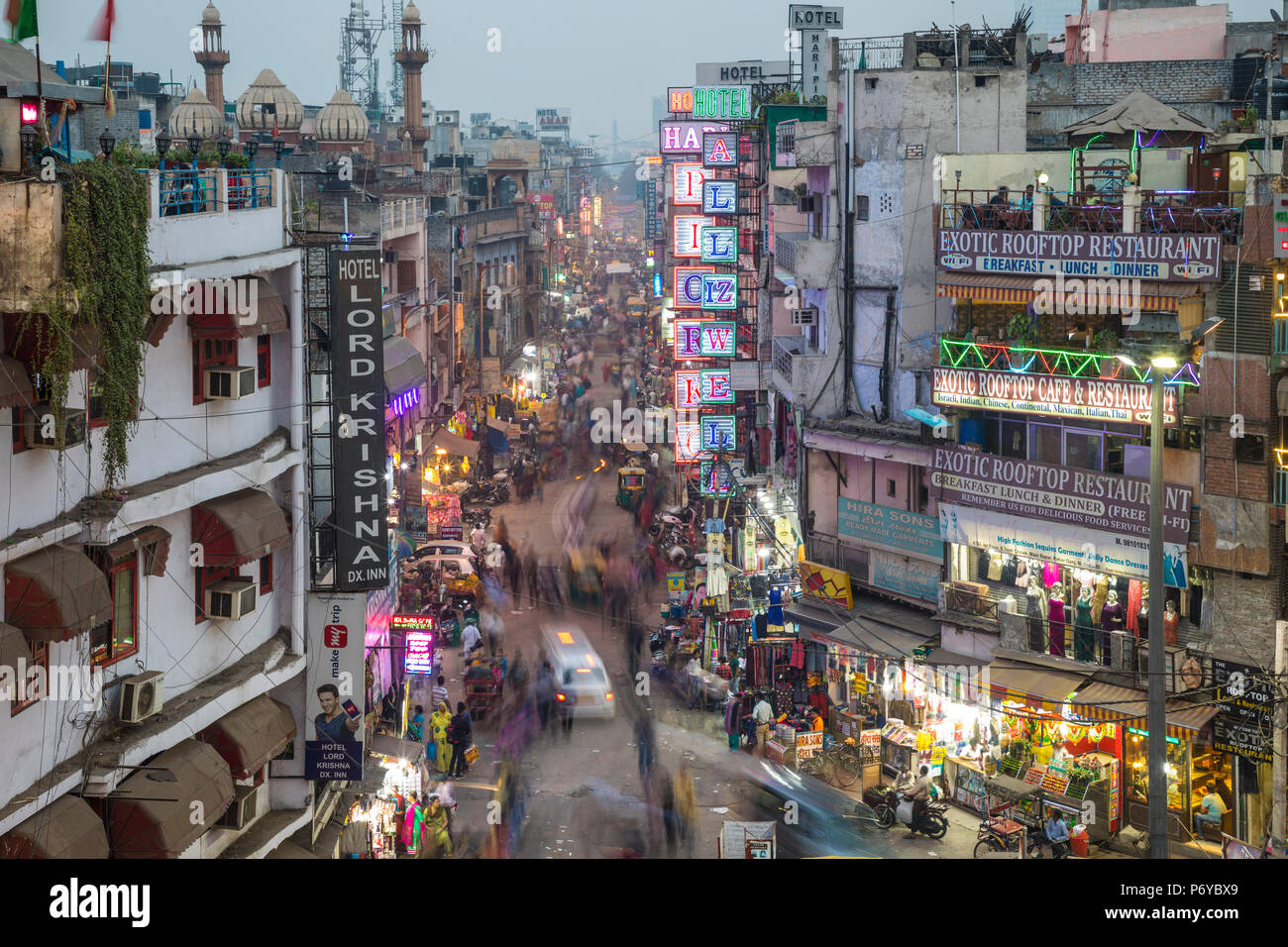 Paharganj area of New Delhi, India Stock Photo - Alamy