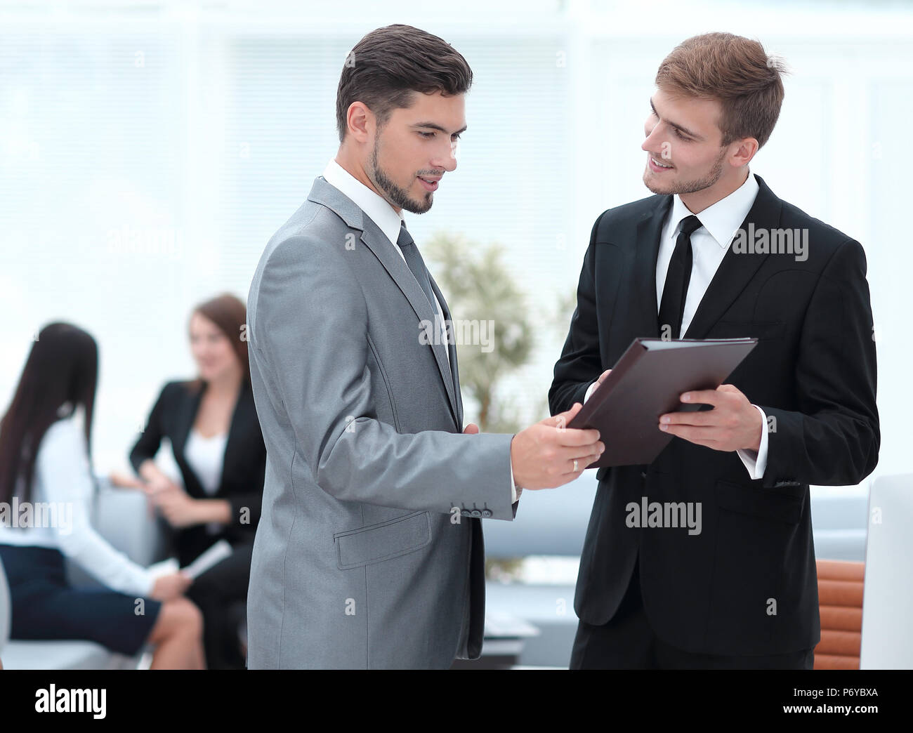 Conveys people hi-res stock photography and images - Alamy