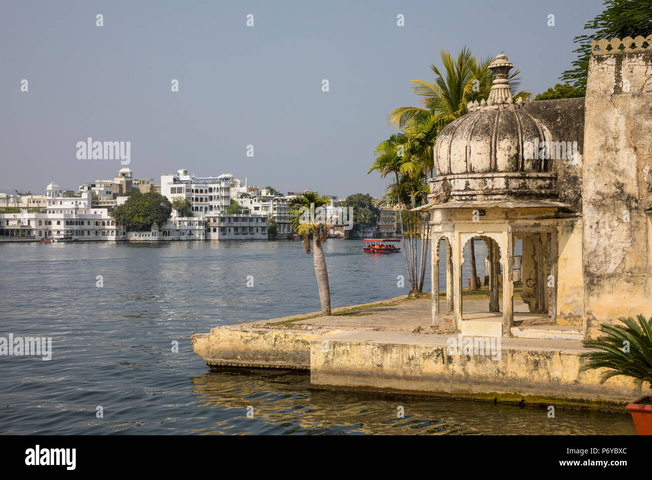 Lake Pichola, Udaipur, Rajasthan, India Stock Photo - Alamy