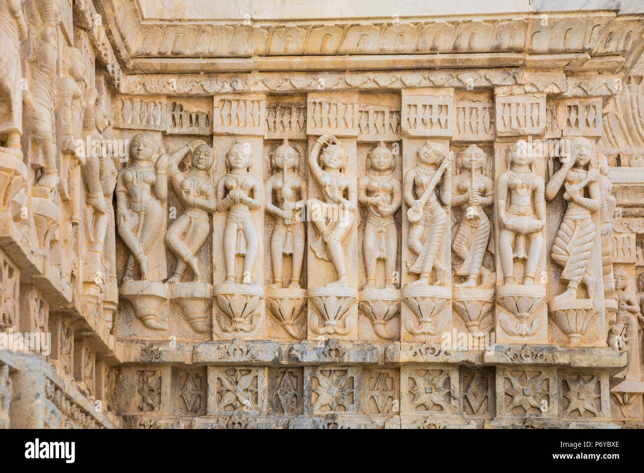Jagdish Hindu Temple, Udaipur, Rajasthan, India Stock Photo - Alamy