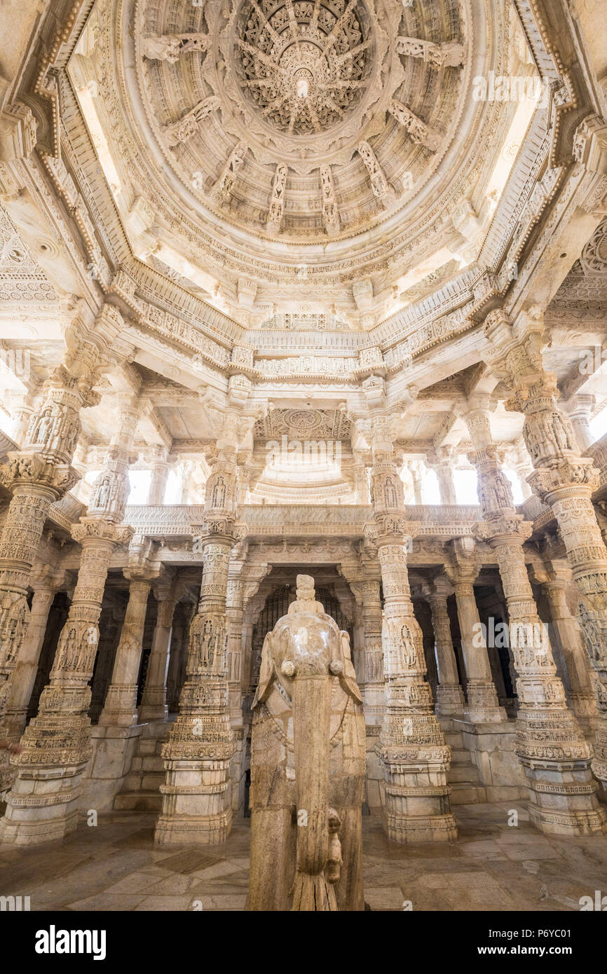 Jain temple at Ranakpur, Rajasthan, India Stock Photo - Alamy