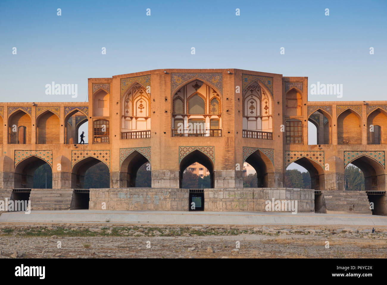 Iran, Central Iran, Esfahan, Khaju Bridge, dawn Stock Photo - Alamy