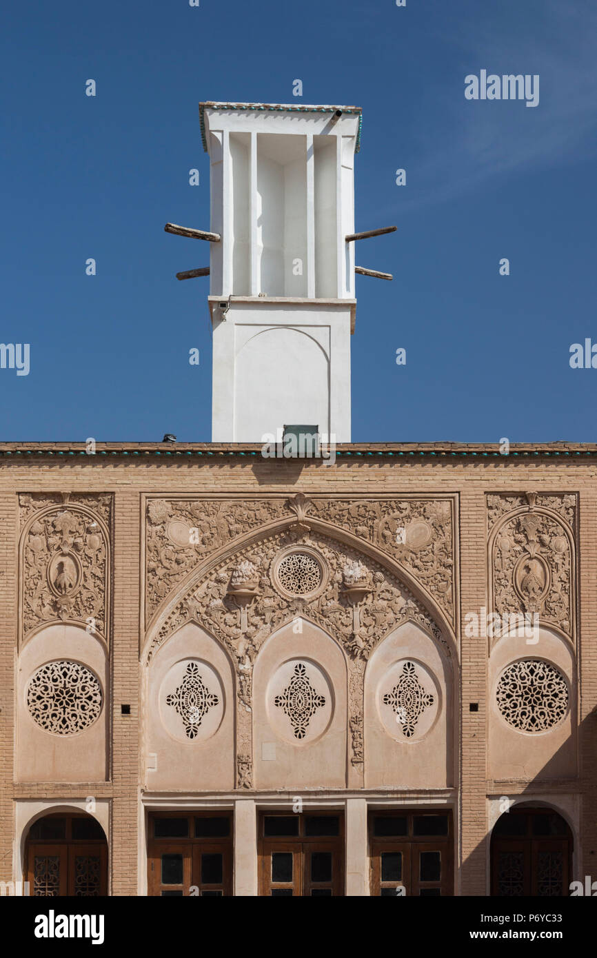 Islamic plasterwork hi-res stock photography and images - Alamy