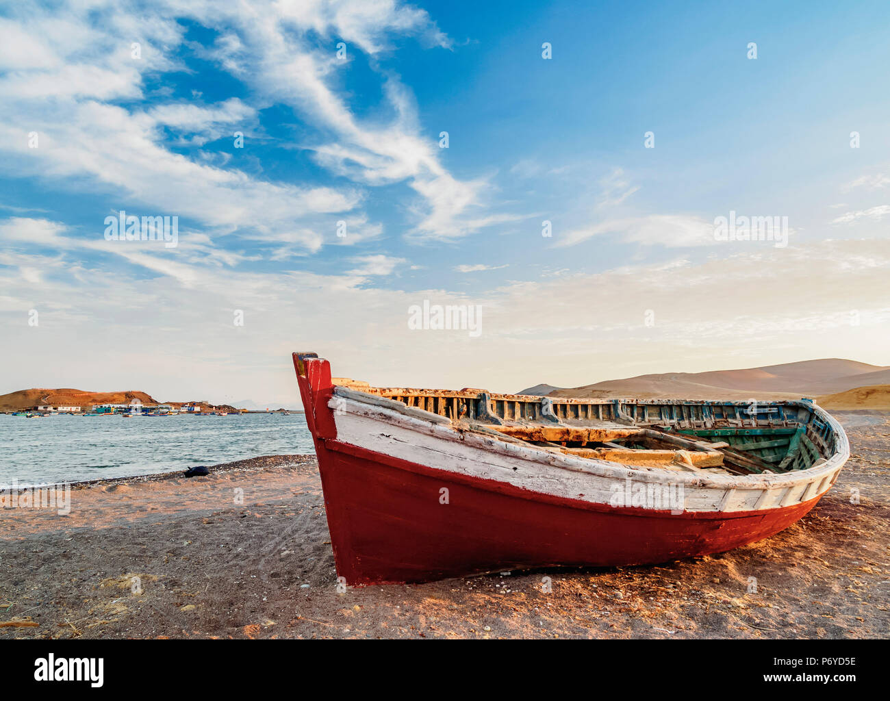 Fishing Boat near Lagunillas at sunset, Paracas National Reserve, Ica ...