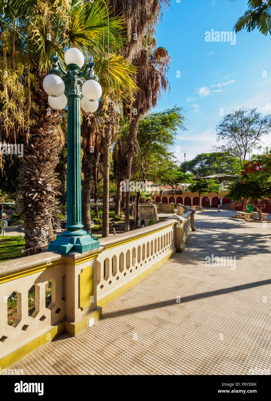 Promenade in Huacachina, Ica Region, Peru Stock Photo - Alamy