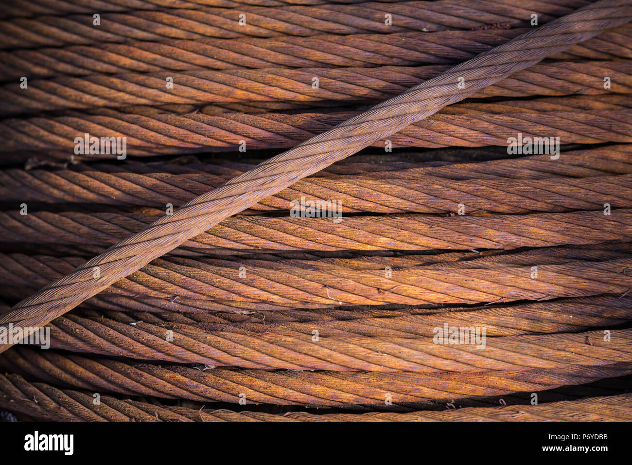 Rusty steel cable hi-res stock photography and images - Alamy