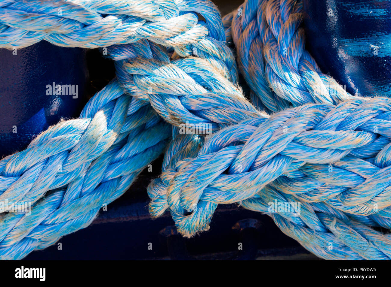 Twisted ropes hi-res stock photography and images - Alamy