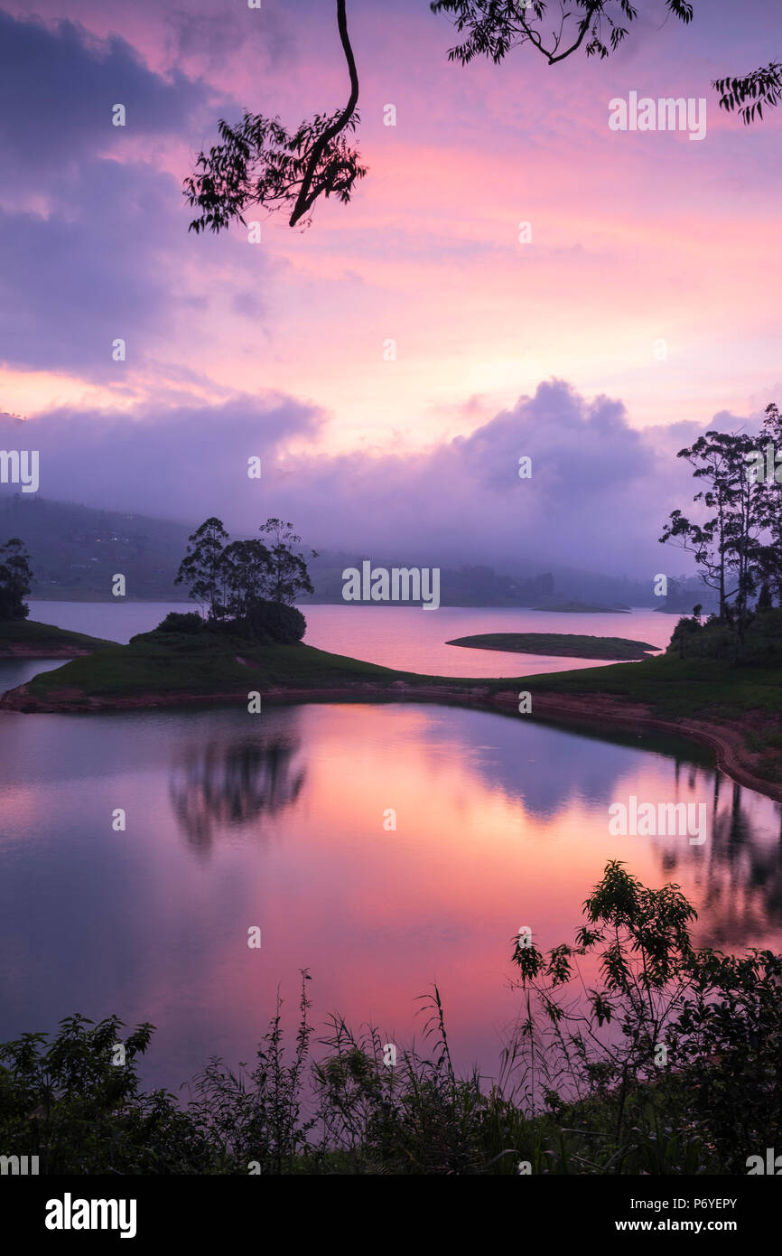 Sri Lanka, Hatton, Castlereagh Lake Stock Photo - Alamy