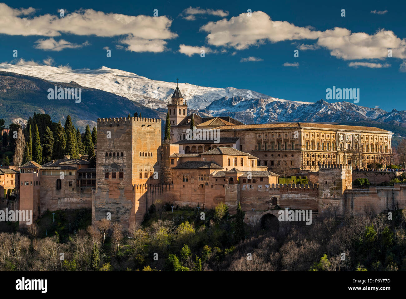 Alhambra palace granada winter hi-res stock photography and images - Alamy