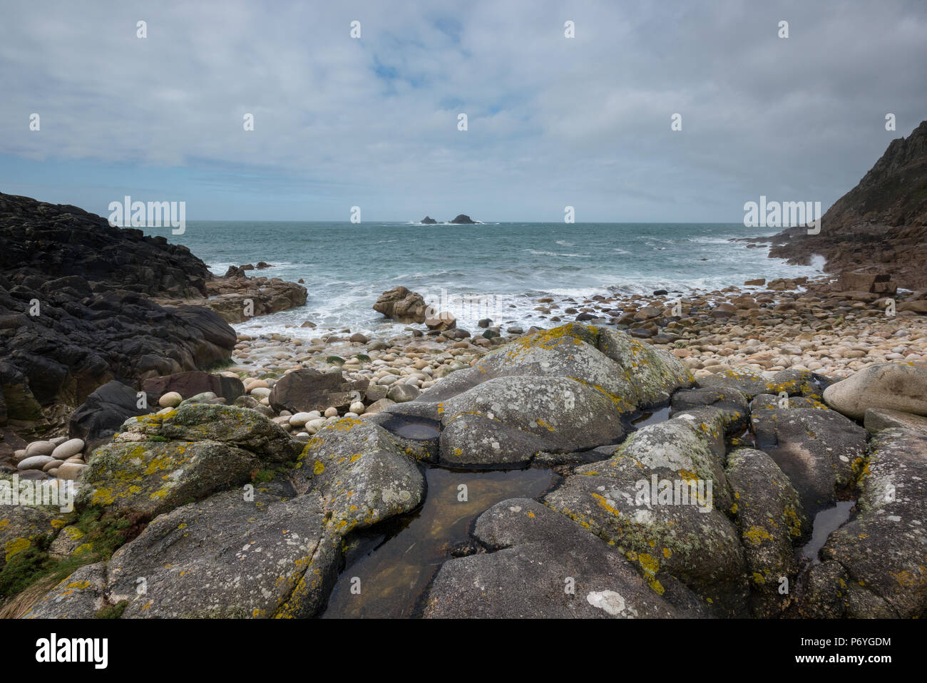 Beaches of penwith hi-res stock photography and images - Alamy