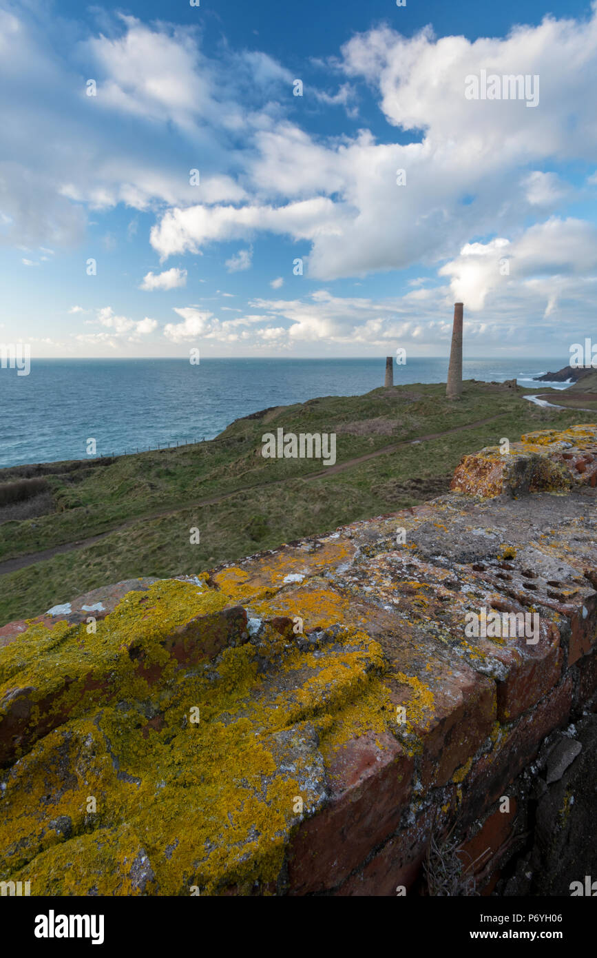 Levant mine buildings hi-res stock photography and images - Alamy