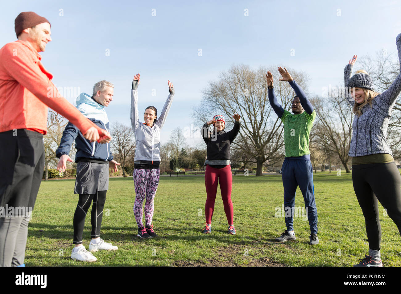 Circle park people hi-res stock photography and images - Alamy