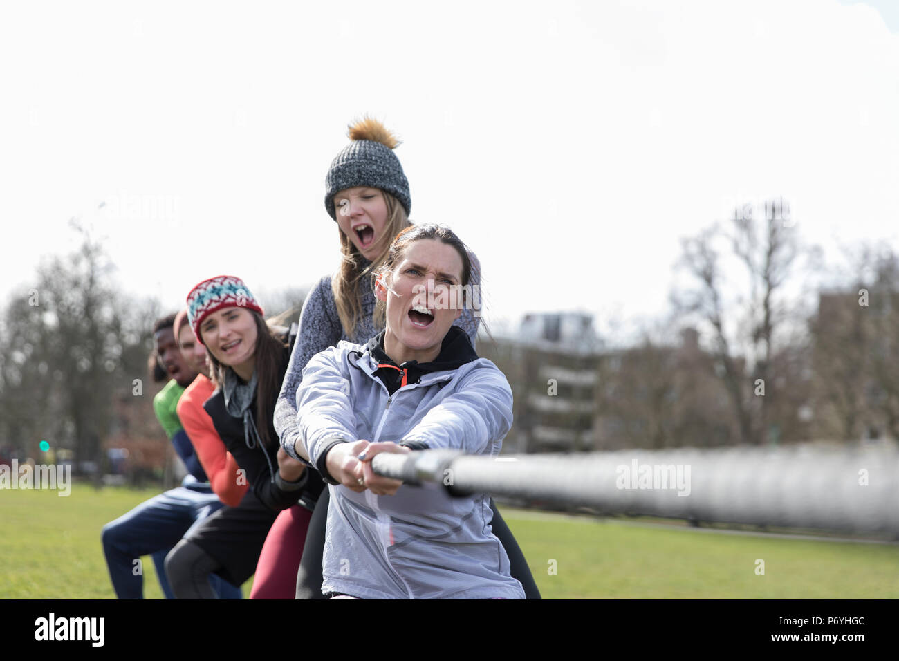 Tug of war girl rope pulling hi-res stock photography and images - Alamy