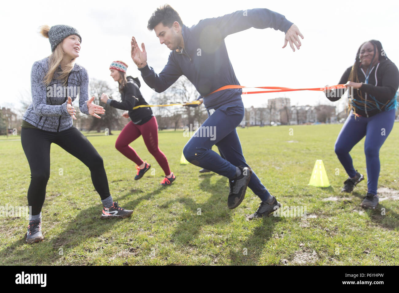 Team building exercise hi-res stock photography and images - Alamy