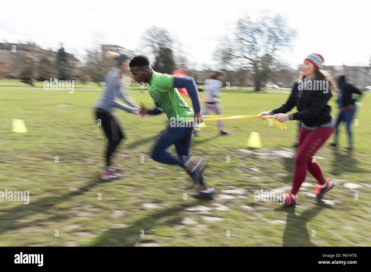 Team building exercise hi-res stock photography and images - Alamy