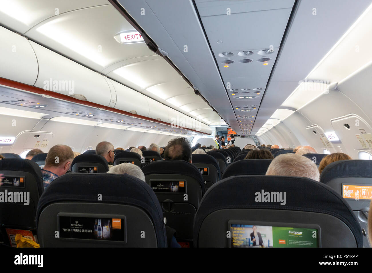 Airbus a320neo hi-res stock photography and images - Alamy