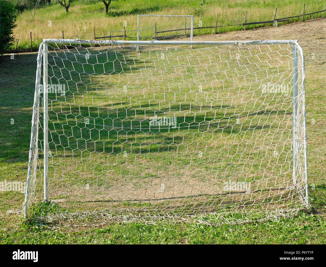 Behind soccer goal hi-res stock photography and images - Alamy