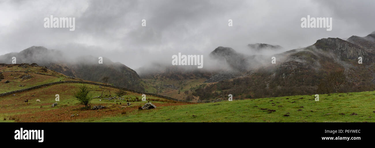 Panoramic landscape hills wales hi-res stock photography and images - Alamy