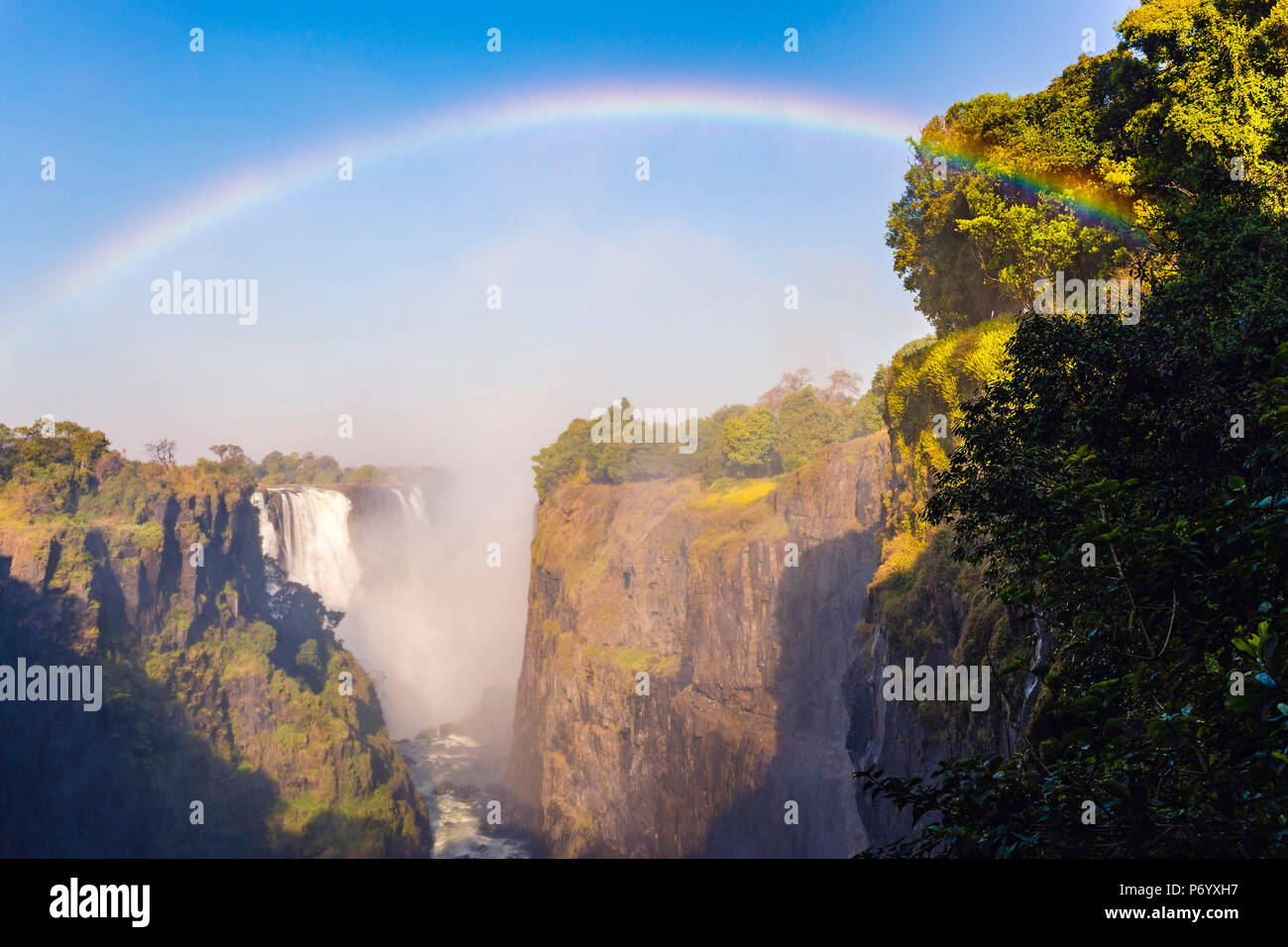 Victoria falls water mist hi-res stock photography and images - Alamy