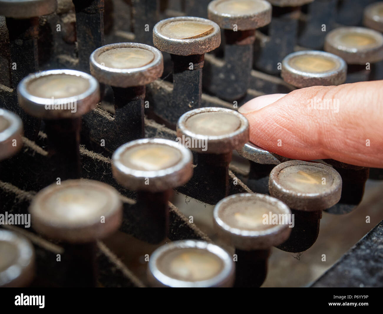Old woman typewriter hands hi-res stock photography and images - Alamy