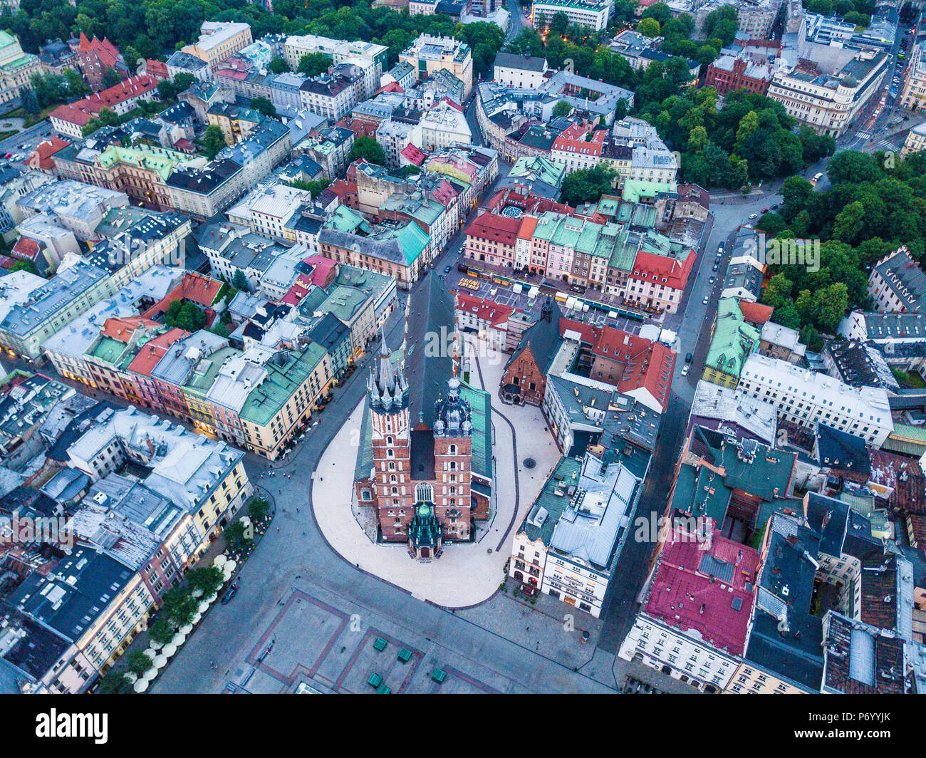 Krakow st marys church bugle hi-res stock photography and images - Alamy
