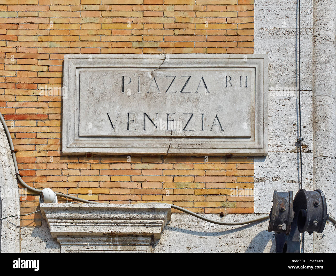 Piazza Venezia Marble Sign in Rome Stock Photo - Alamy
