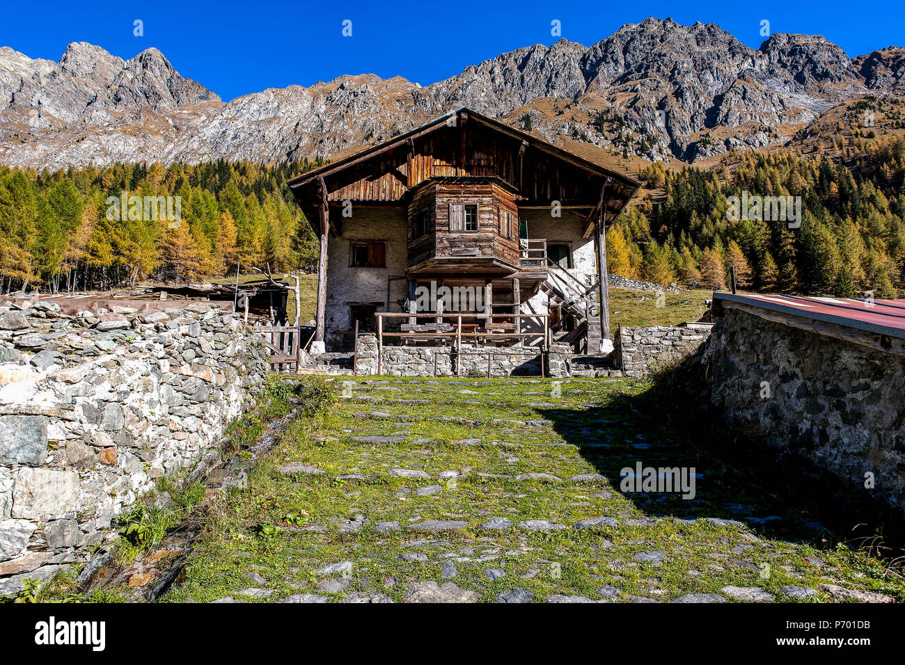 Casera fleons val fleons hi-res stock photography and images - Alamy