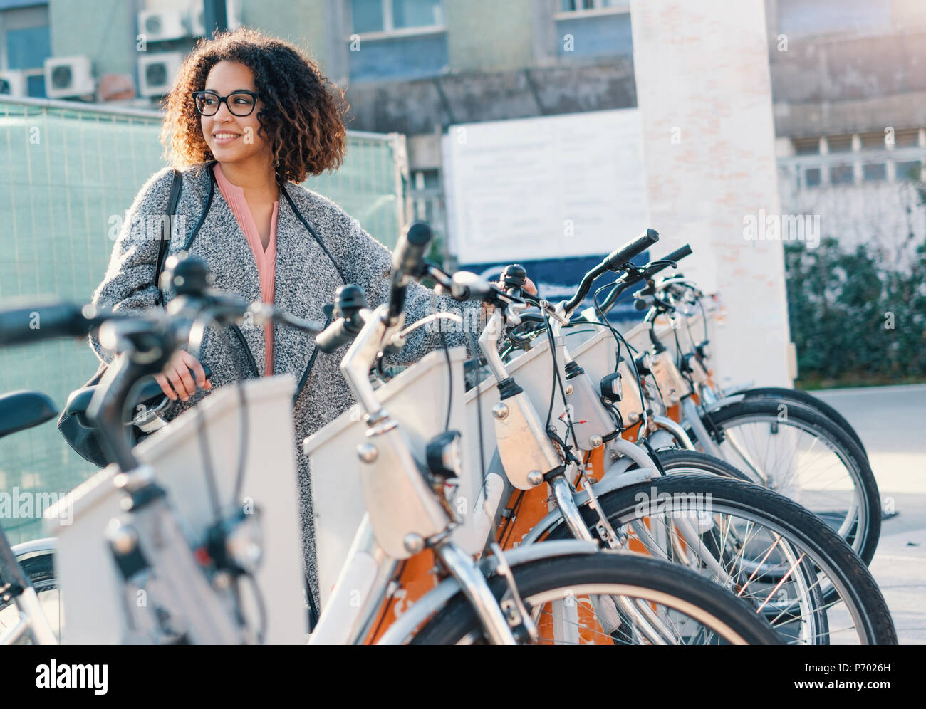 People renting cycle hi-res stock photography and images - Alamy