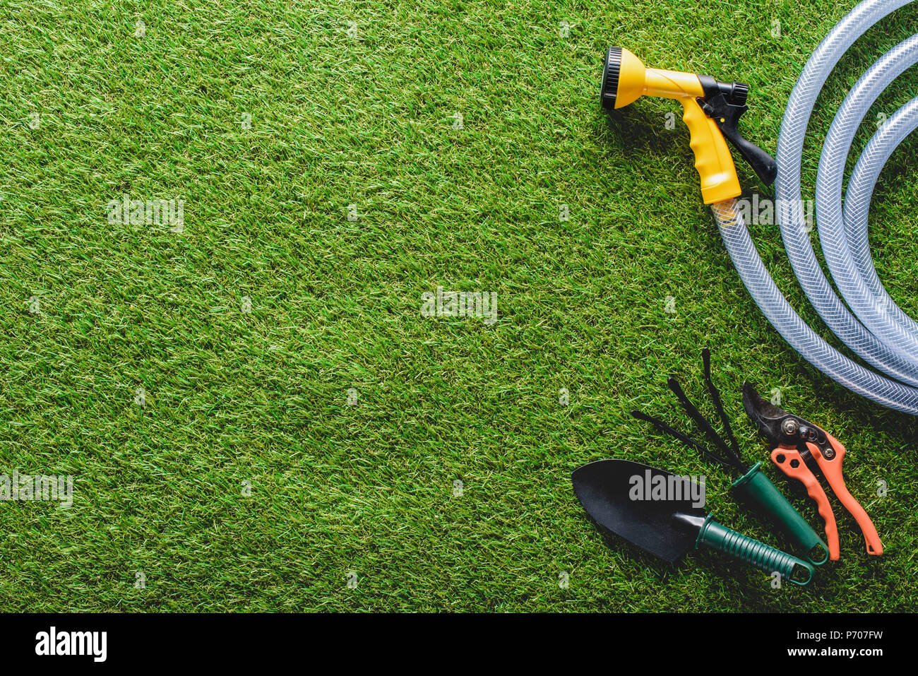 Hand rake hi-res stock photography and images - Alamy