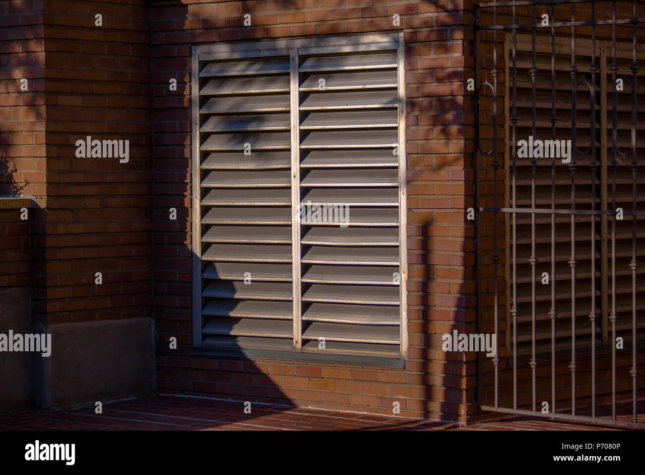 Large metal vent hi-res stock photography and images - Alamy