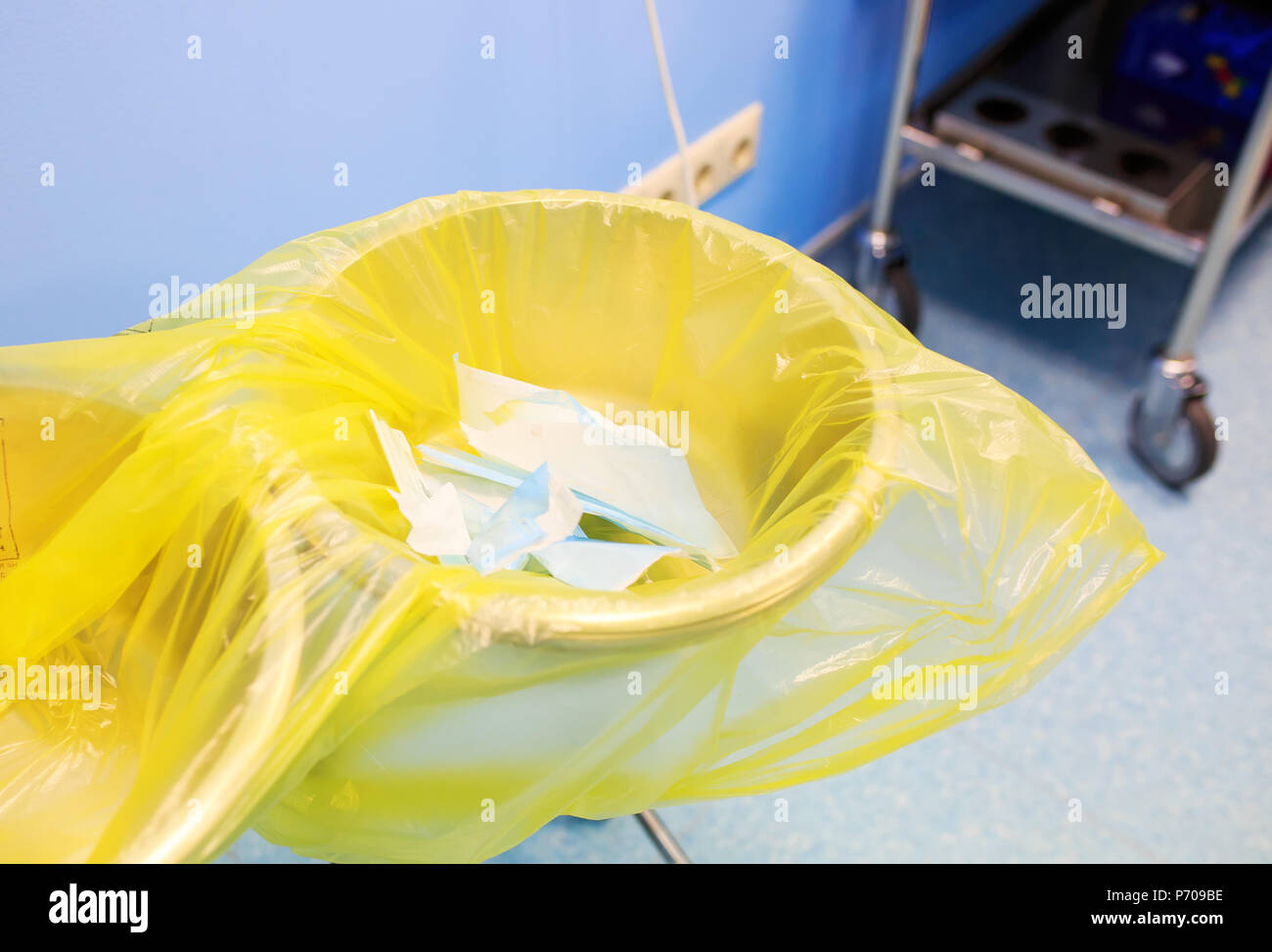 Operation room door hi-res stock photography and images - Alamy