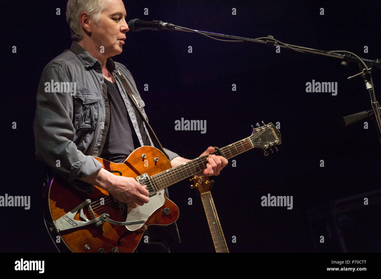 Shane fontaine on guitar hi-res stock photography and images - Alamy