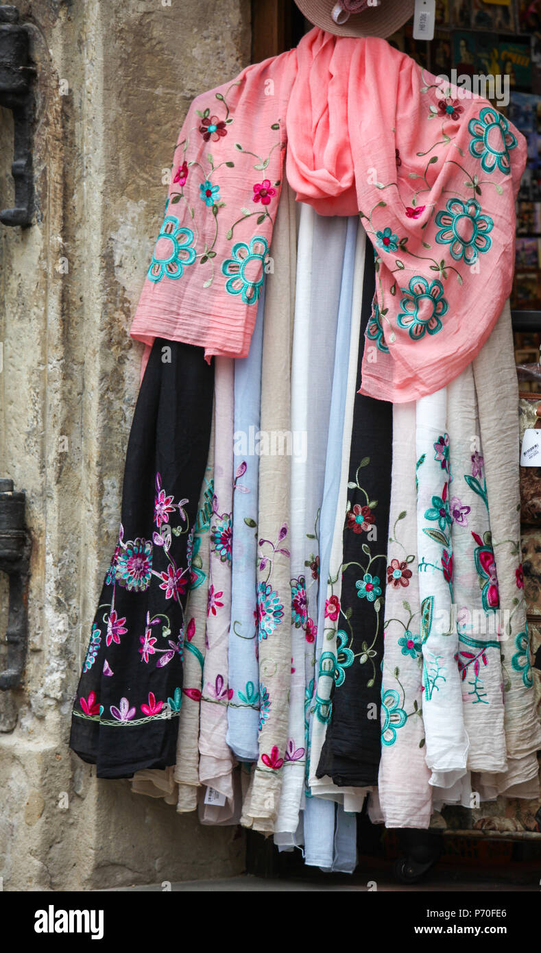 Hand embroidery designs hi-res stock photography and images - Alamy