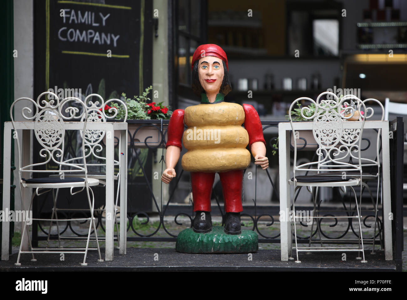 Treks and expeditions hi-res stock photography and images - Alamy