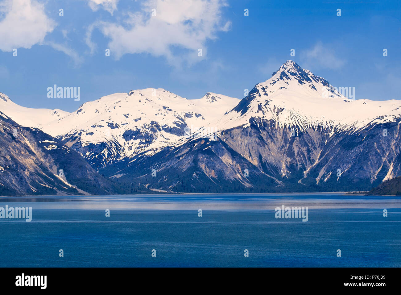 Alaska glacier bay national park winter hi-res stock photography and ...