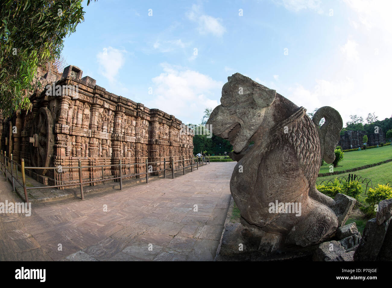 Konark sun temple architecture view hi-res stock photography and images ...