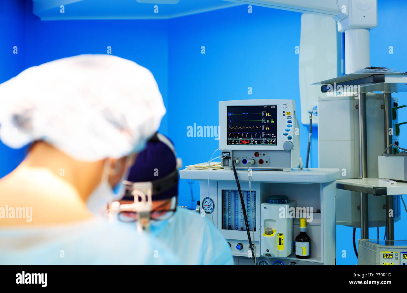 Monitor of vital signs in the operating room Stock Photo - Alamy