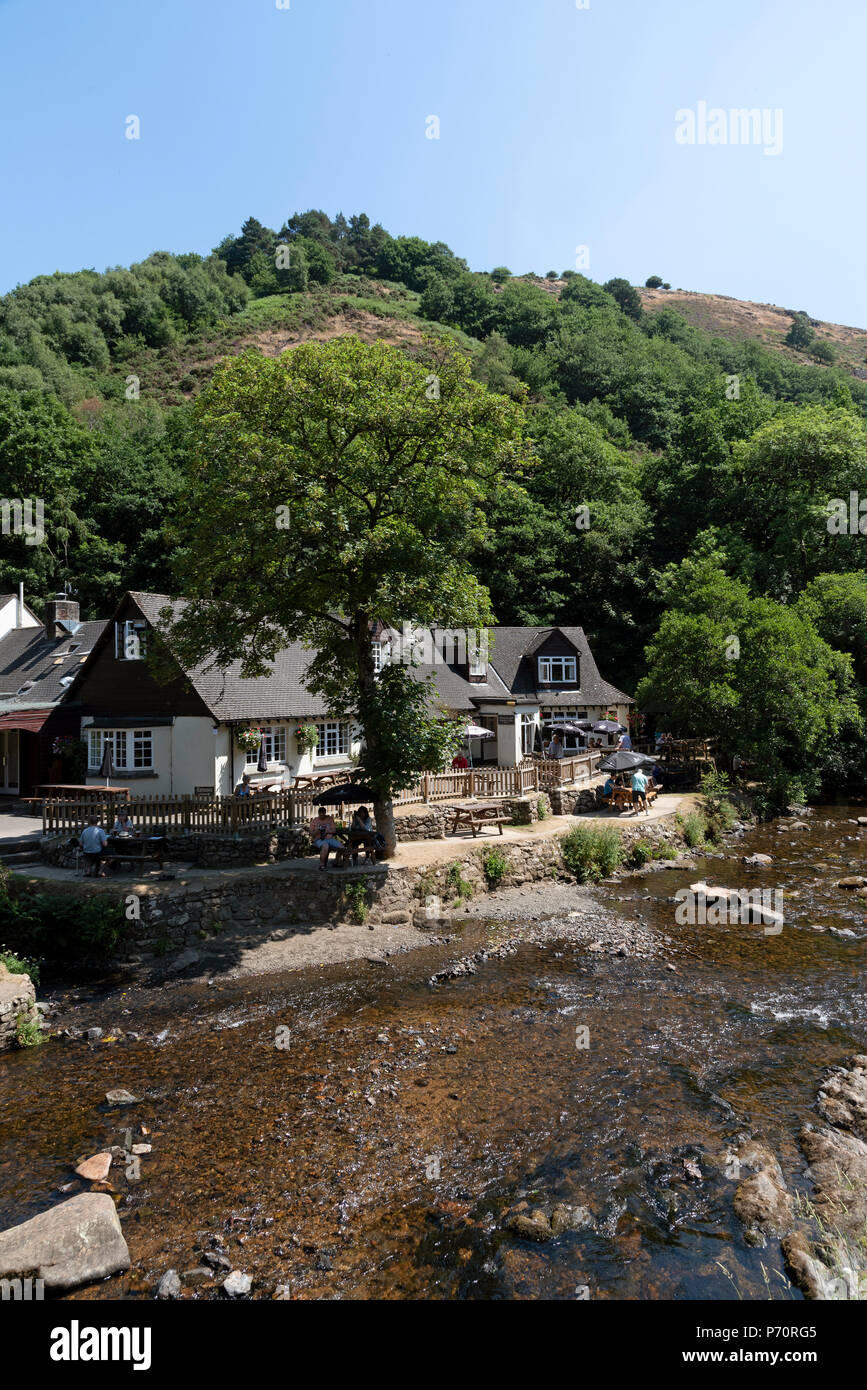 Fingle bridge hi-res stock photography and images - Alamy