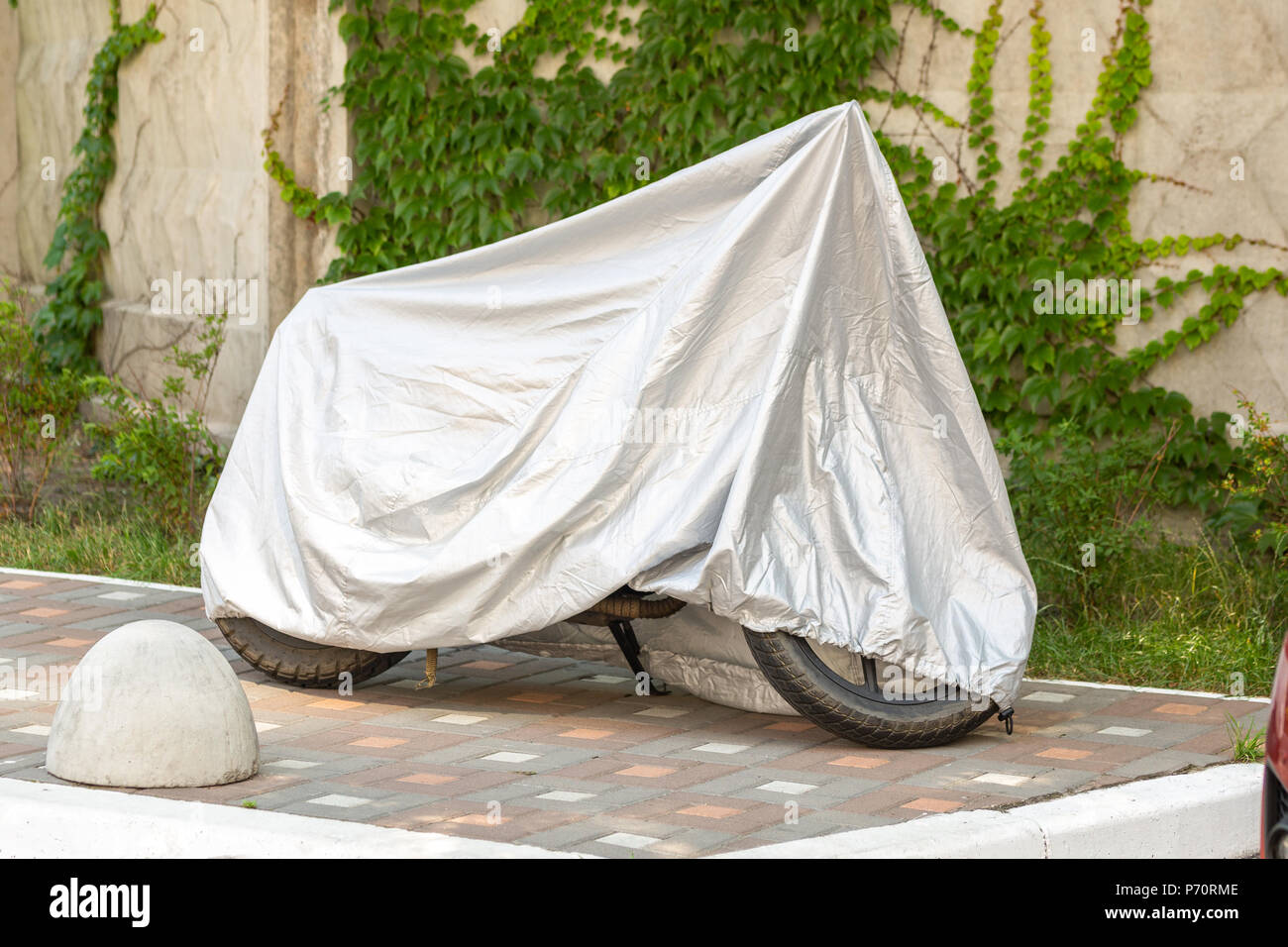 Plastic Engine Cover High Resolution Stock Photography and Images - Alamy
