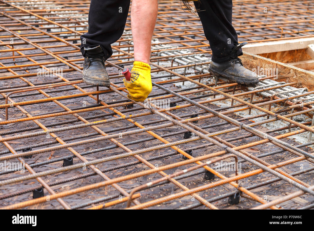 Construction ties reinforcing steel hi-res stock photography and images ...