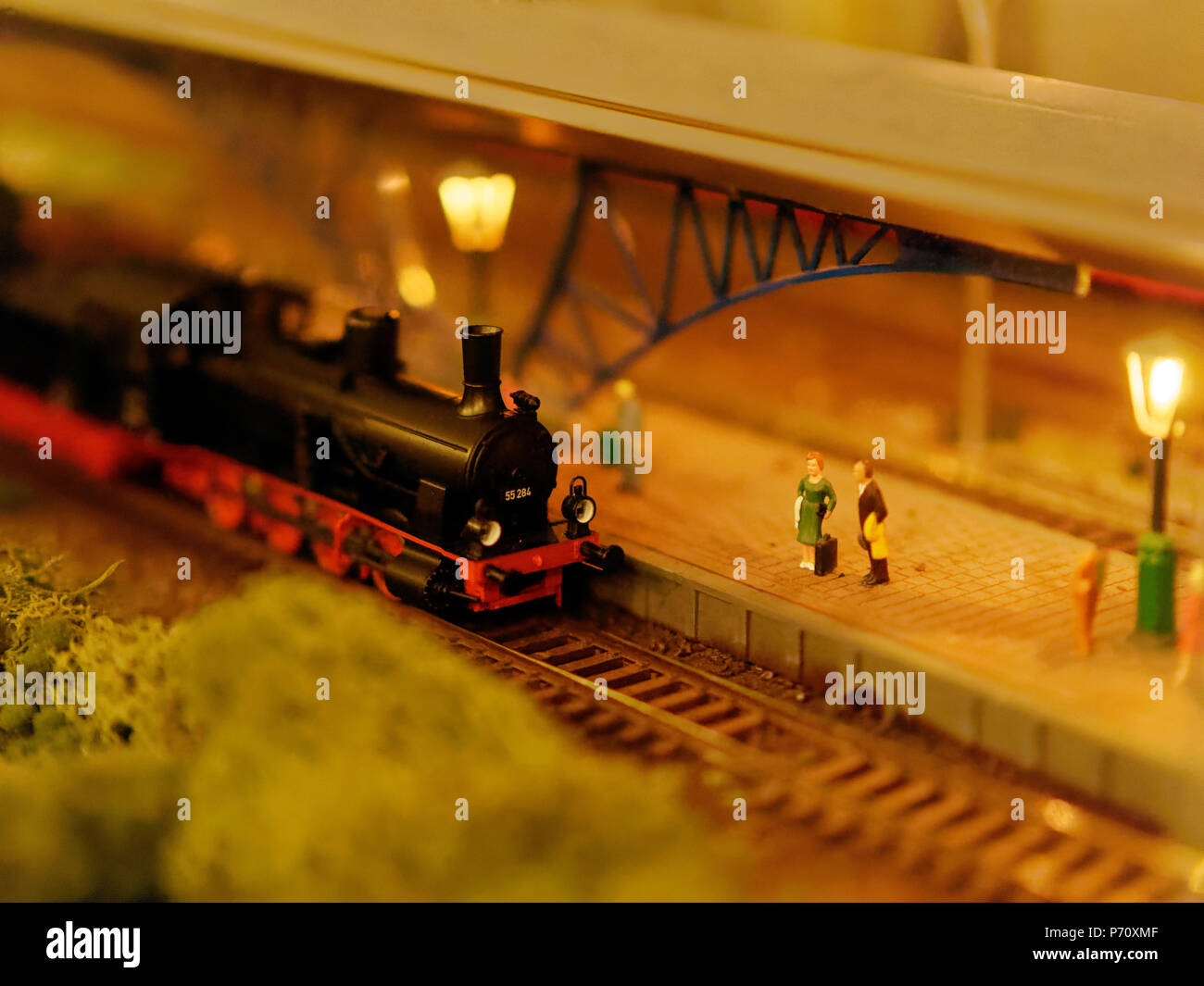 Miniature scale hi-res stock photography and images - Alamy