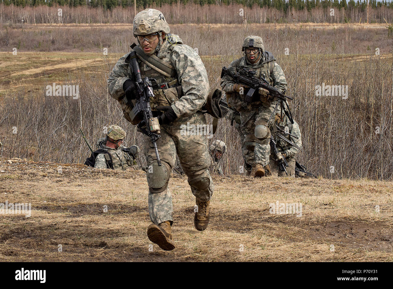 Alaska soldiers from the 6th engineer battalion hi-res stock ...