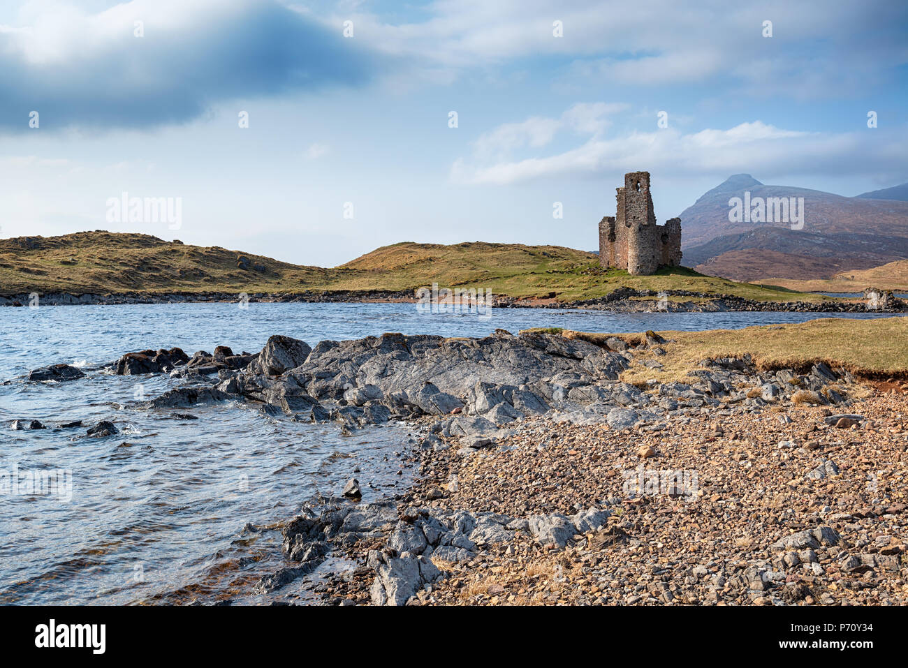 The ruins of Ardvreck Castle on the shores of Loch Assynt Stock Photo ...