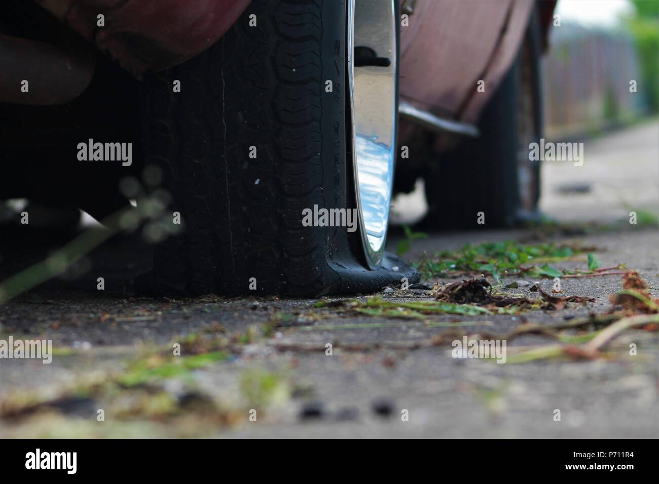 Car Falling Apart High Resolution Stock Photography and Images - Alamy