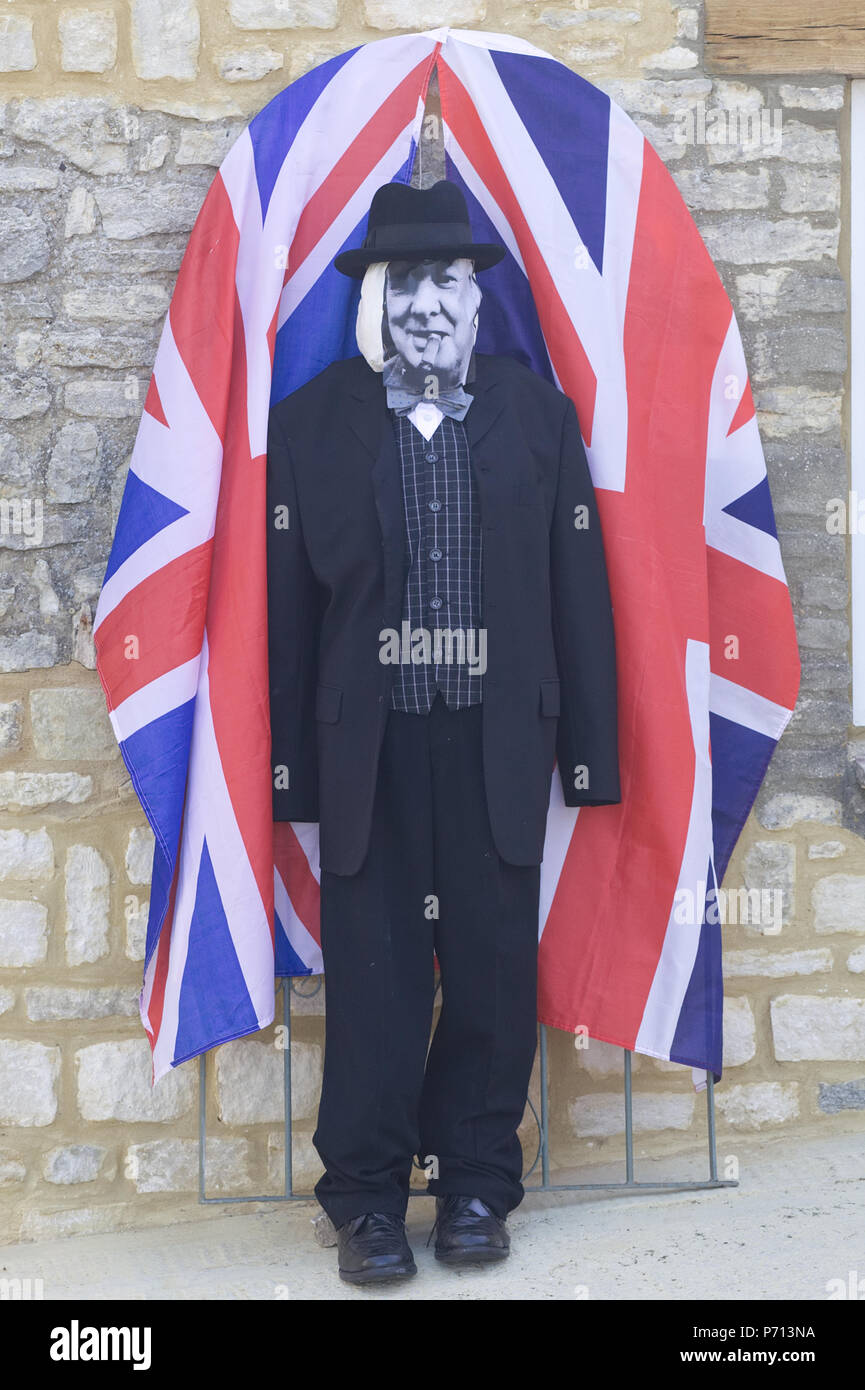 Churchill flag hi-res stock photography and images - Alamy