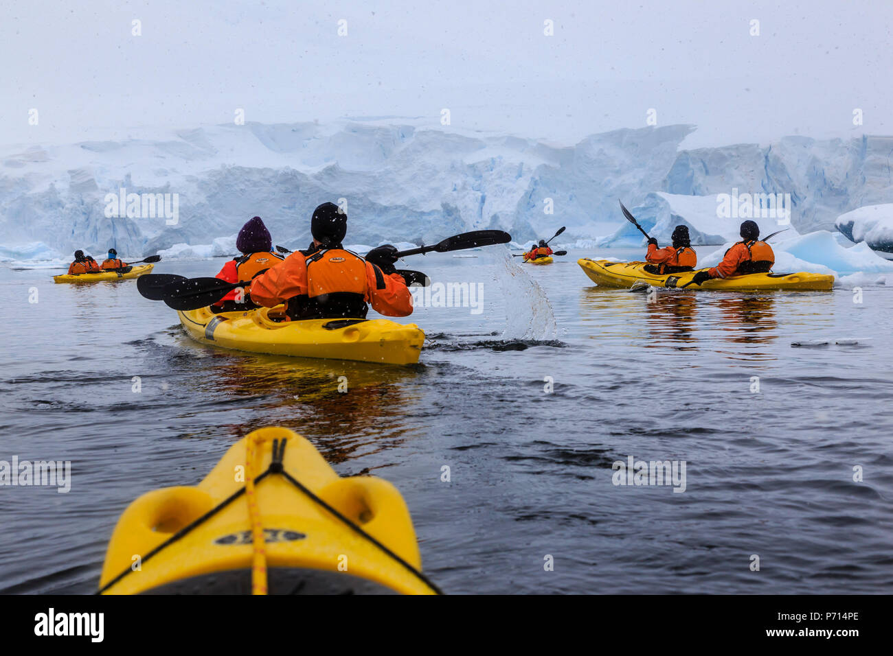 Cold regions exploration hi-res stock photography and images - Alamy